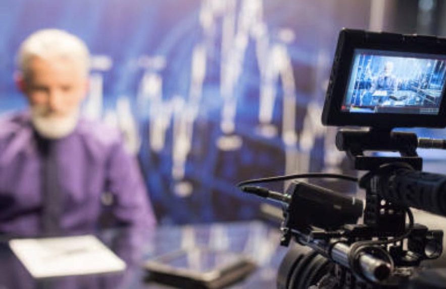 Powerful Live Video Studio for TV Broadcaster | mimoLive®